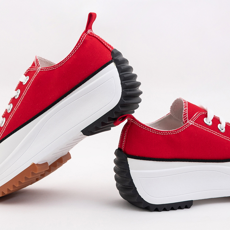 Rote Damen-Sneaker auf dem Vinesa-Plateau - Schuhe - rot | Royalfashion ...